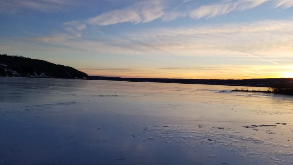 Frisbee on Ice at the Grafton Cove in New Brunswick | Frisbee Rob